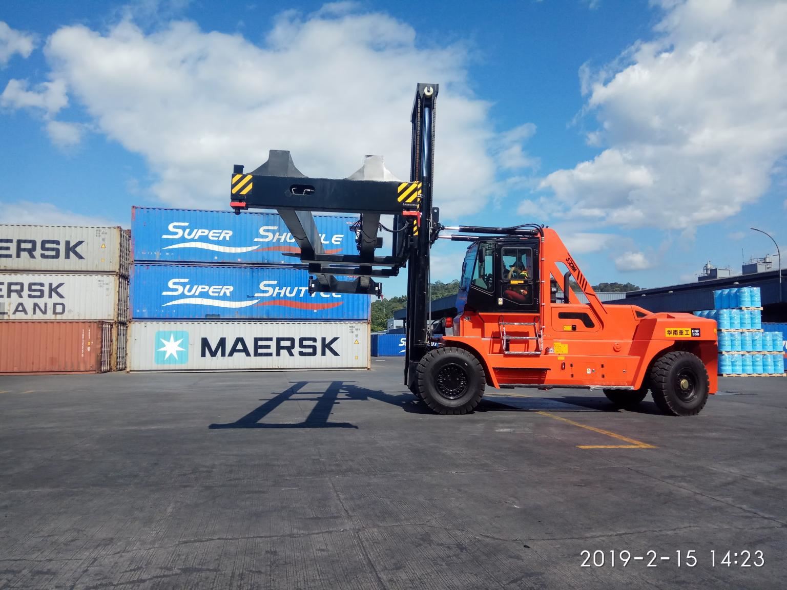 China Customized Forklift with Top Lifting Container Handler ...