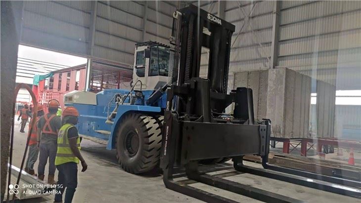 China Customized 60 Ton Heavy Duty Forklifts Manufacturers and Factory ...